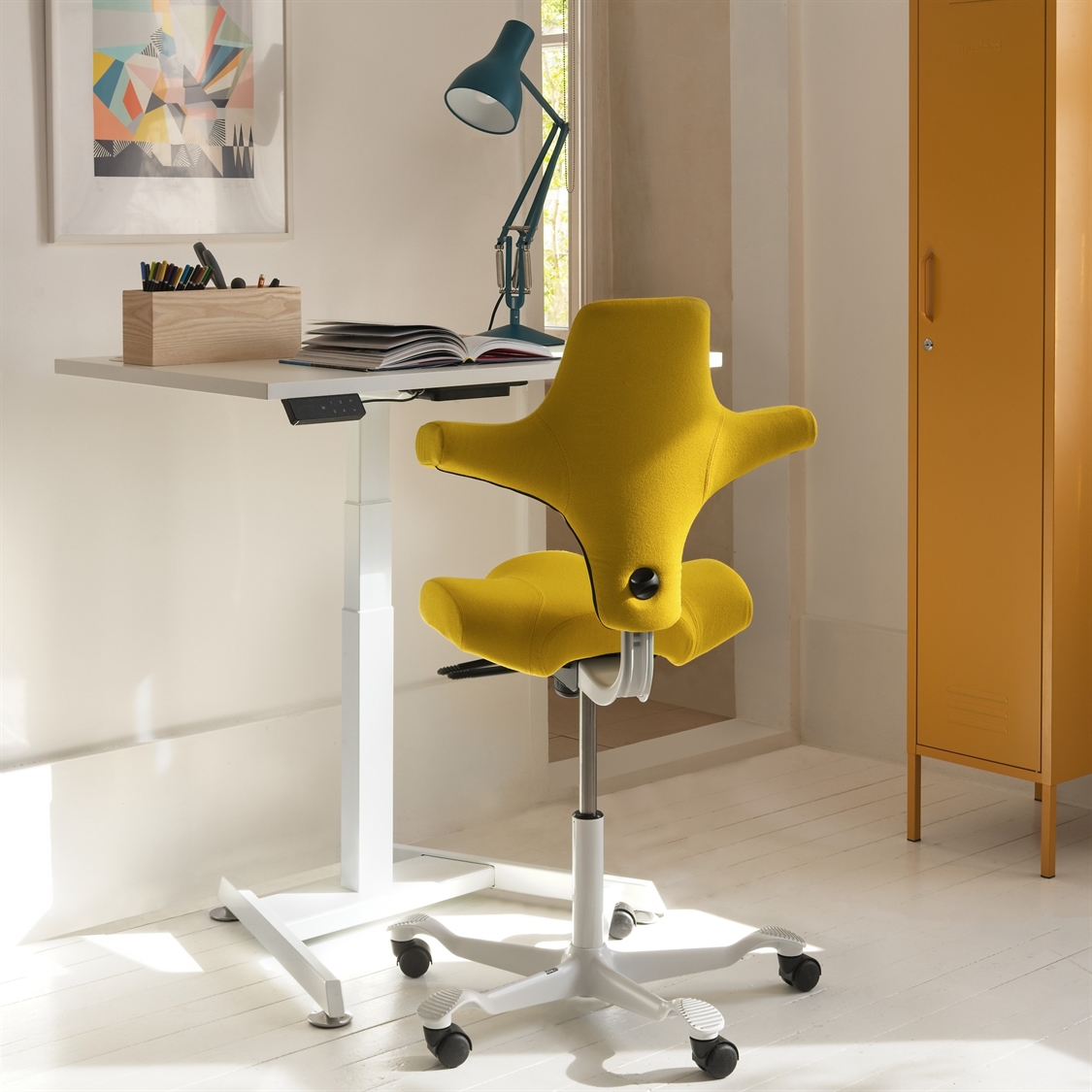 HAG Capisco 8106 8107 - Back in Action