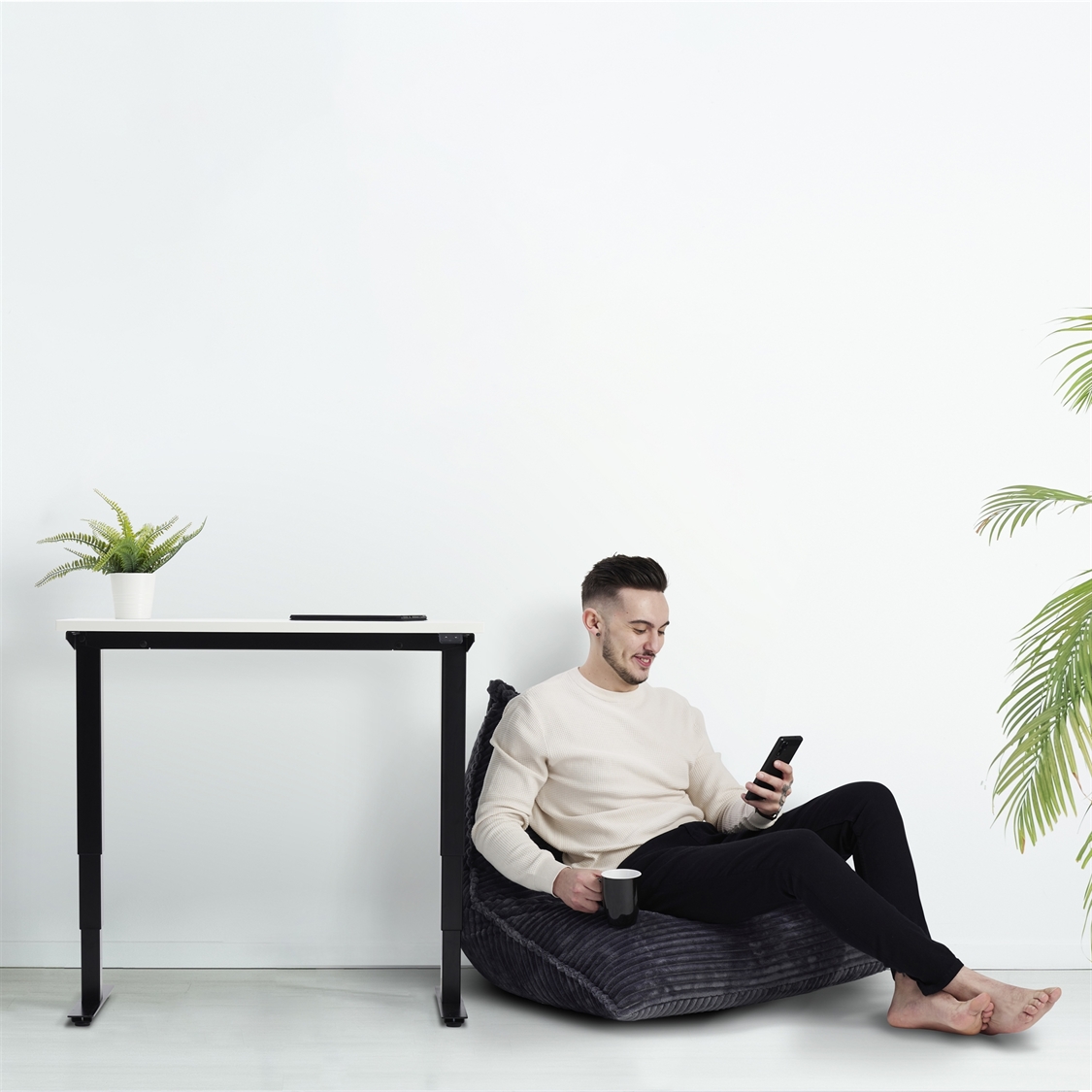 Lavoro Advance Mini Desk - Back in Action