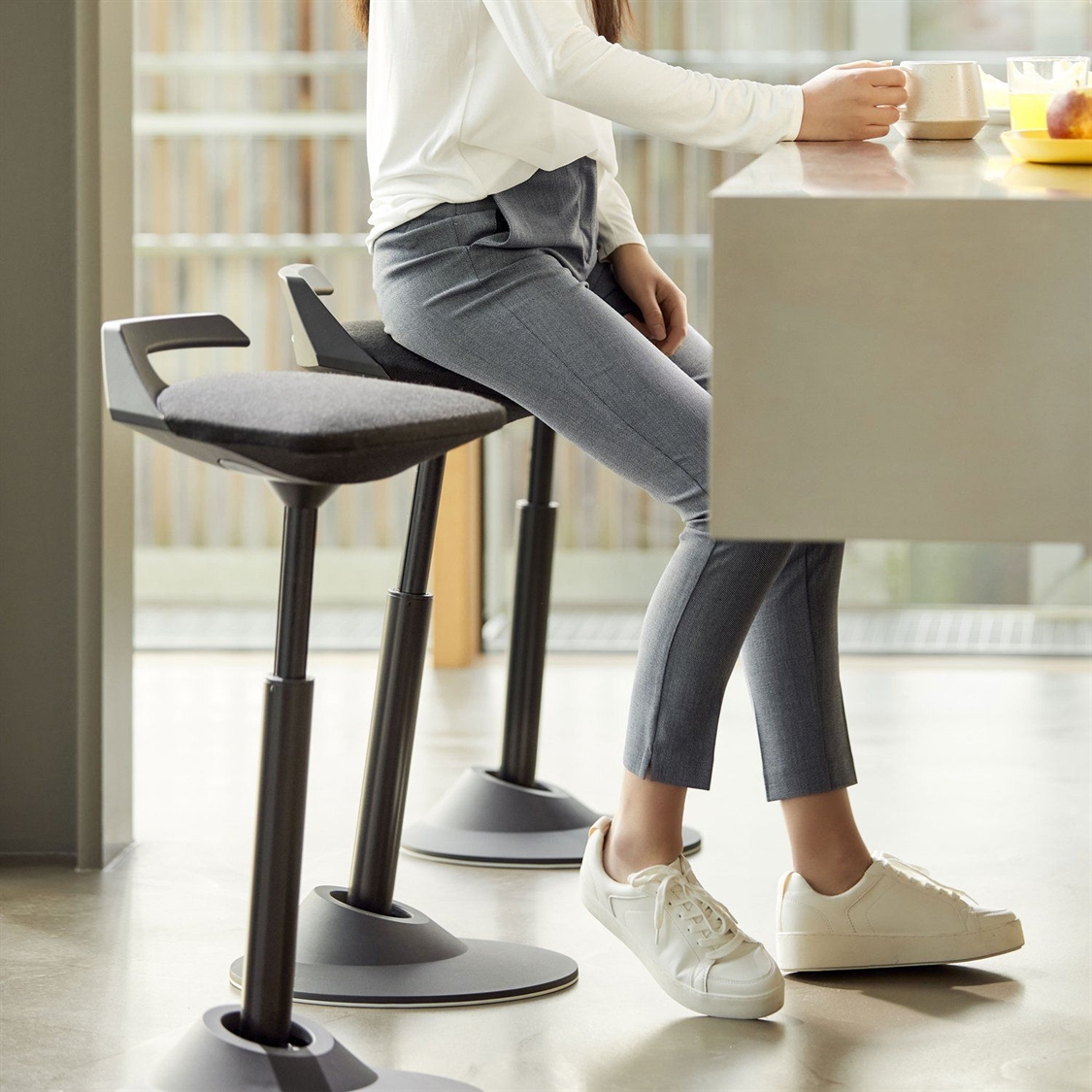 Muvman Stool - Back in Action