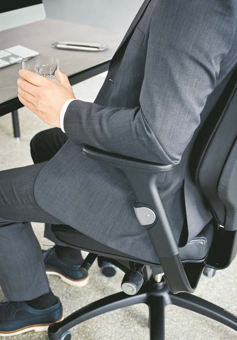 RH Logic 400 - Back in Action